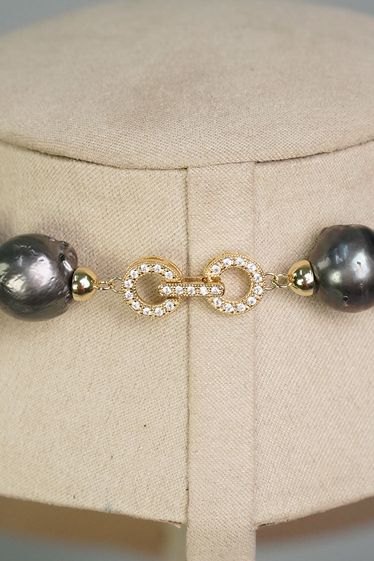 Baroque Pearl Choker Necklace in Black – Kultura Filipino | Support Local