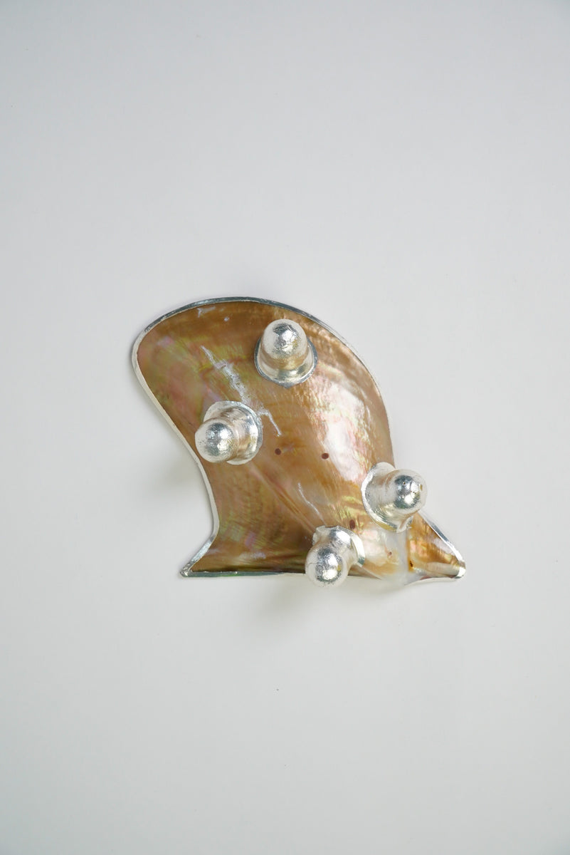 Shell Plate with Legs Brownlip – Kultura Filipino | Support Local