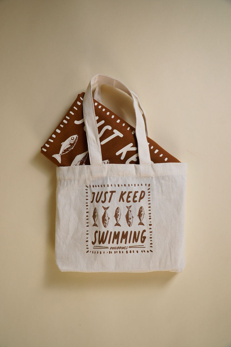 Men's Just keep Swimming Graphic tee with Pouch in Rust – Kultura ...