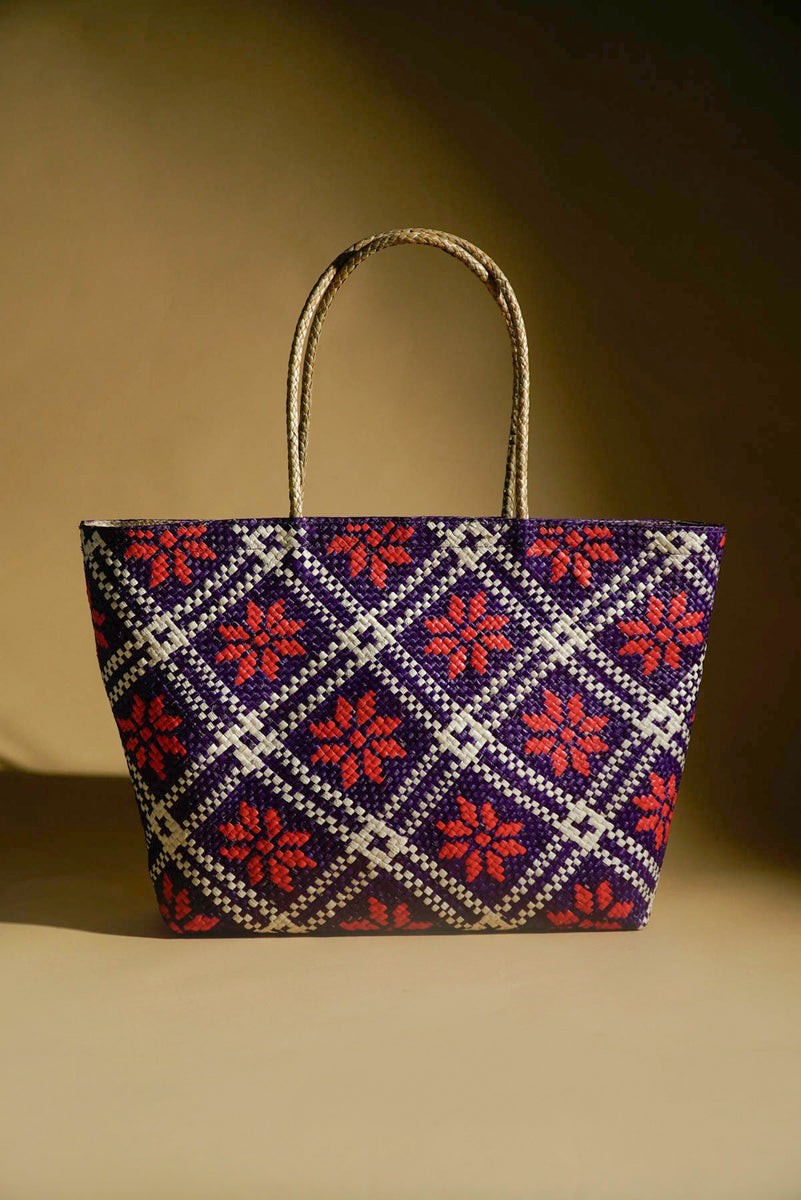 Tikog Handbag with Floral Grid Design – Kultura Filipino | Support Local