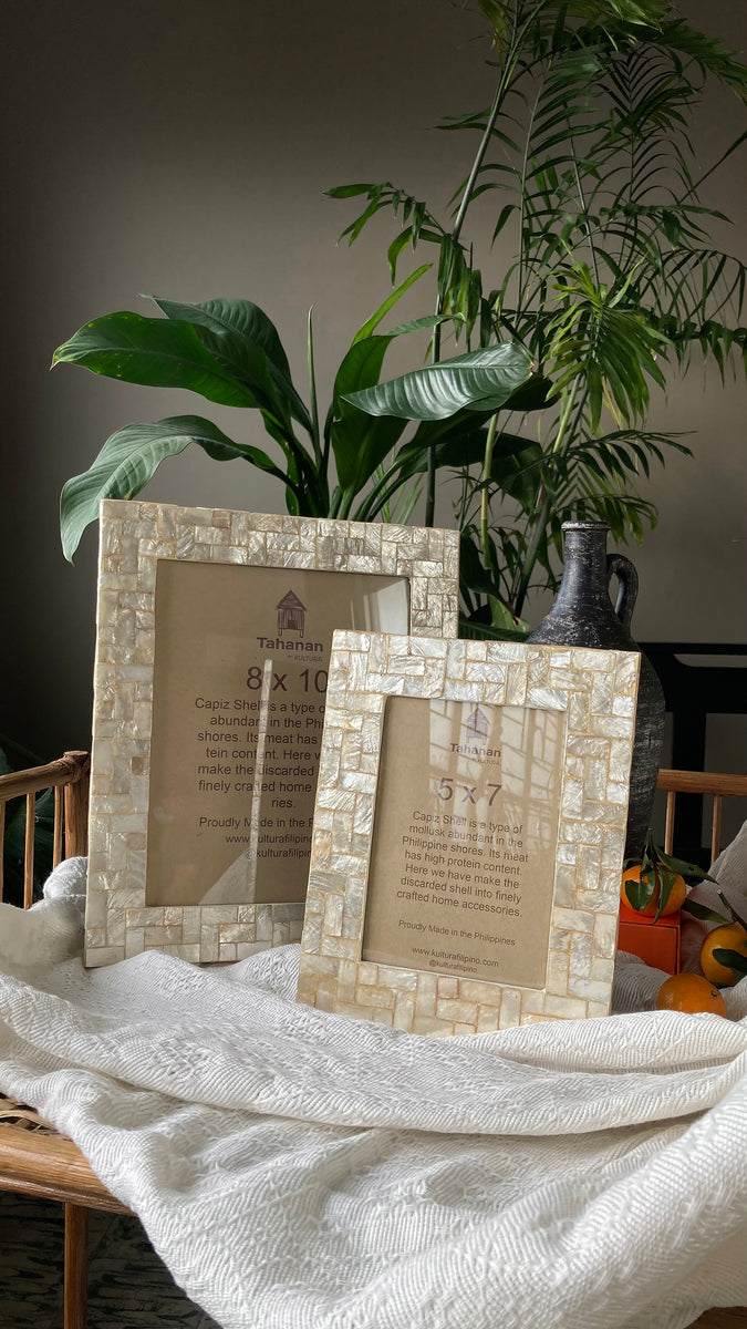 Smoked Capiz Picture Frame with Chips in Gold 4 x 6 – Kultura Filipino ...